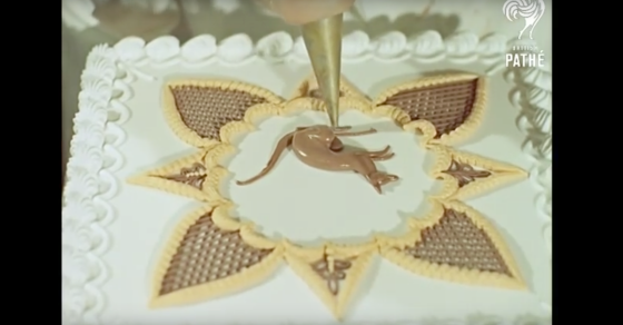 Watching This Icing Artist at Work is Simply Mesmerizing